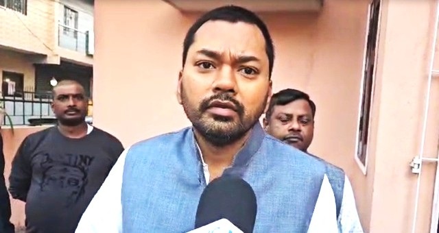 Nishant Kumar remains silent on political entry, backs father Nitish ...